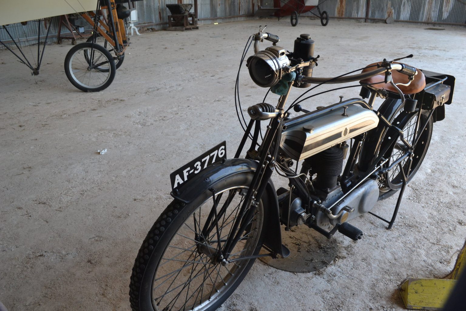 1921 Triumph H Motor Bike – Pioneer Flight Museum