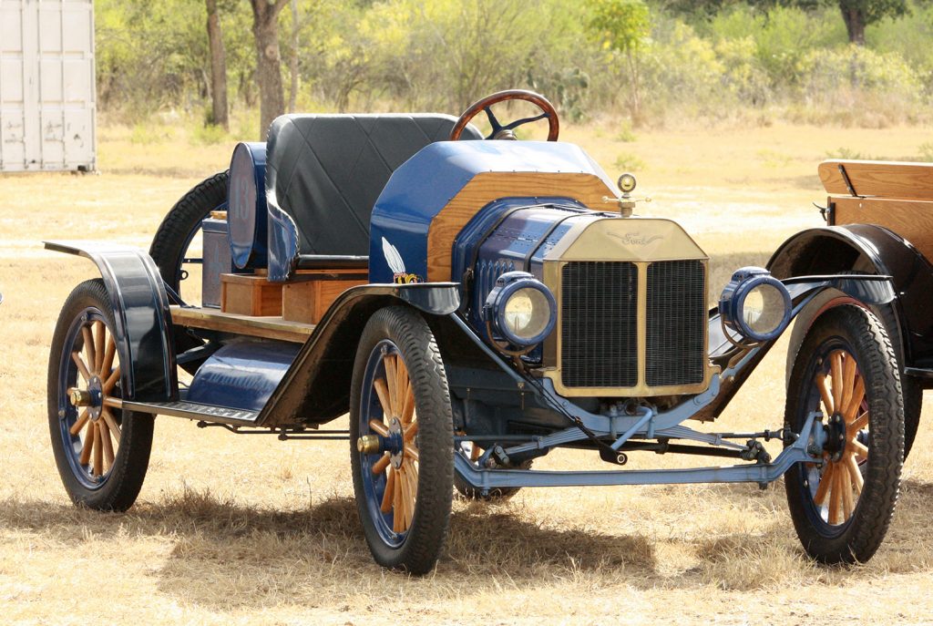 1915 Ford T Speedster – Pioneer Flight Museum